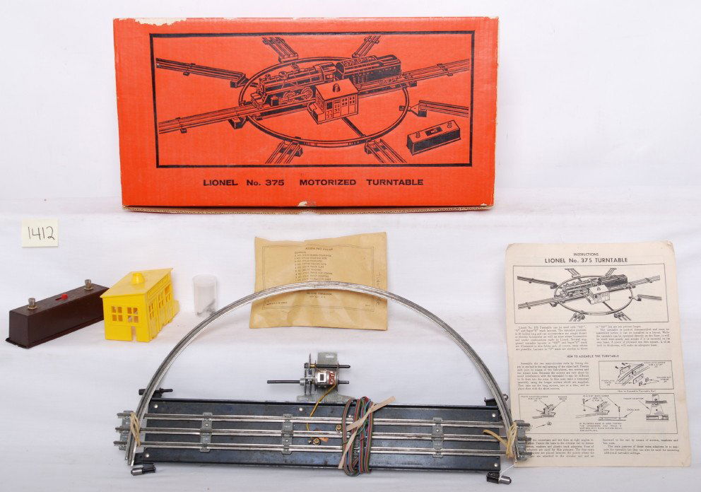 1412: Lionel 375 motorized turntable in OB w/...