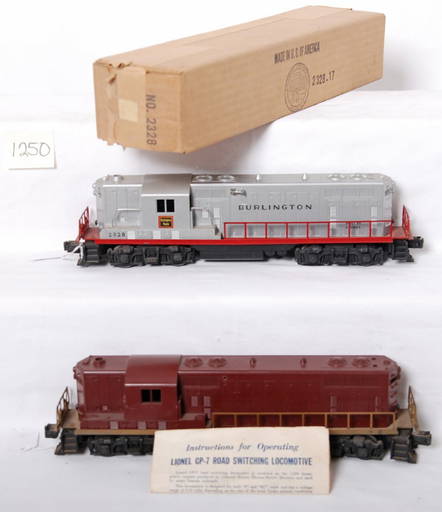 Lionel 2028 Prr And 2328 Burlington Gp Diesels