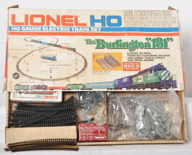 Four Modern Era Lionel Ho Gauge Train Sets In Ob