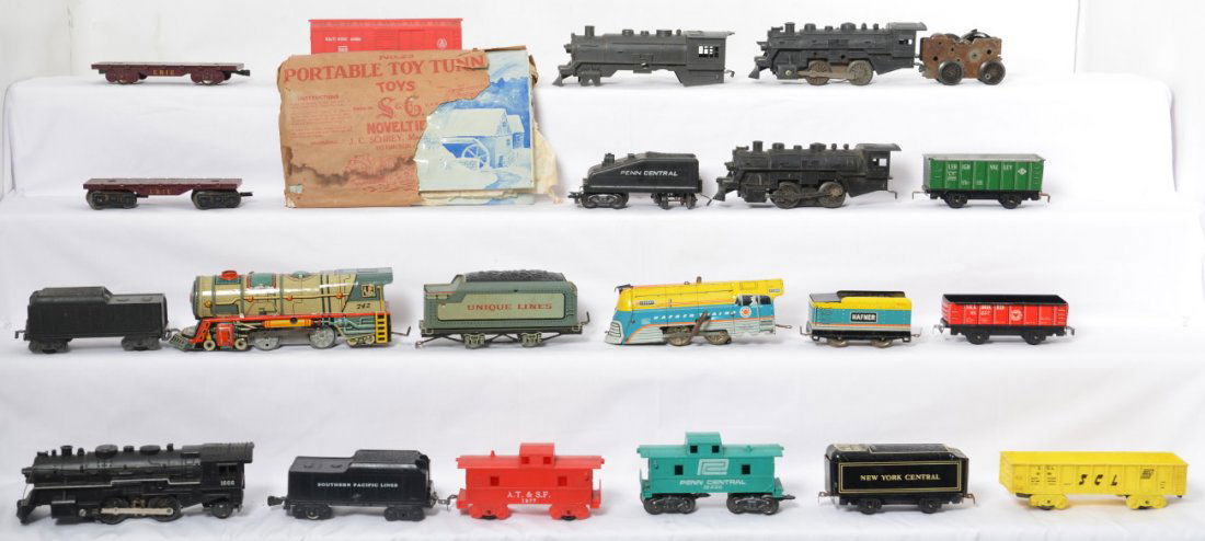 Marx, Unique Arts, and Hafner toy trains - Aug 9, 2013 | Stout Auctions ...
