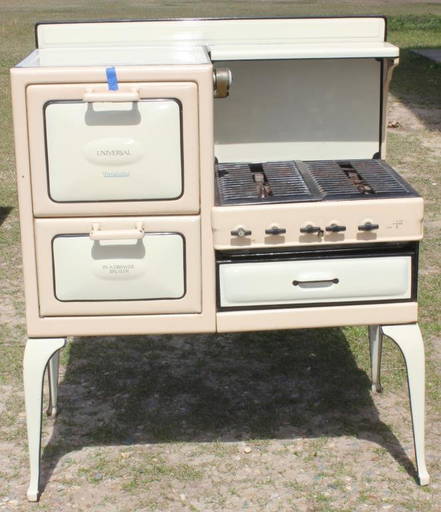 1930s Enamel Gas Stove, By Universal