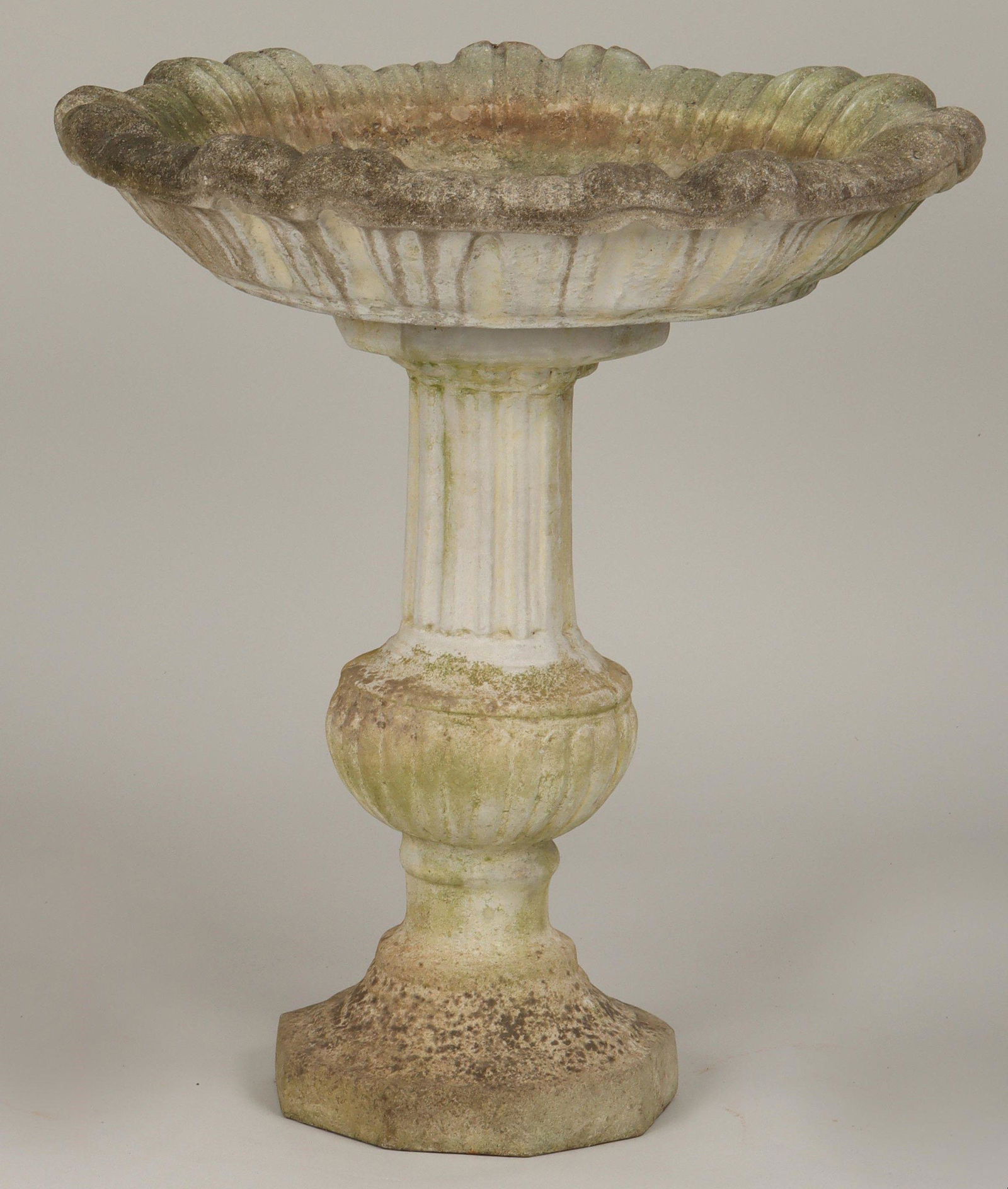 Cast stone bird bath - Mar 23, 2023 | South Bay Auctions in NY