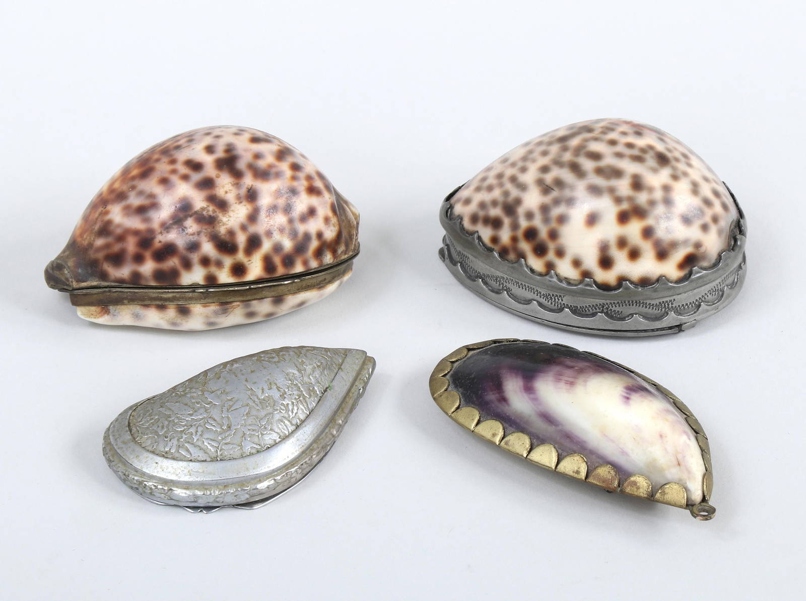 Collection Of (4) Shell Snuff Boxes Auction