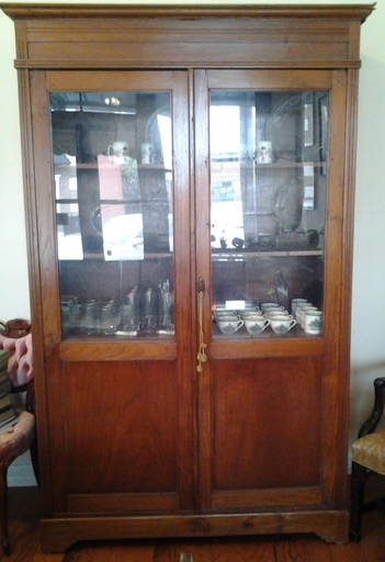 Antique Oak Welsh Cabinet