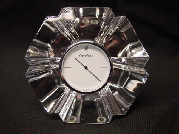 2017: Orrefors crystal clock with original box