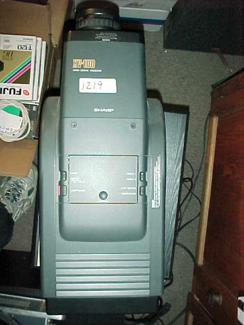 1219: Sharp Vision XV-100 Video projector