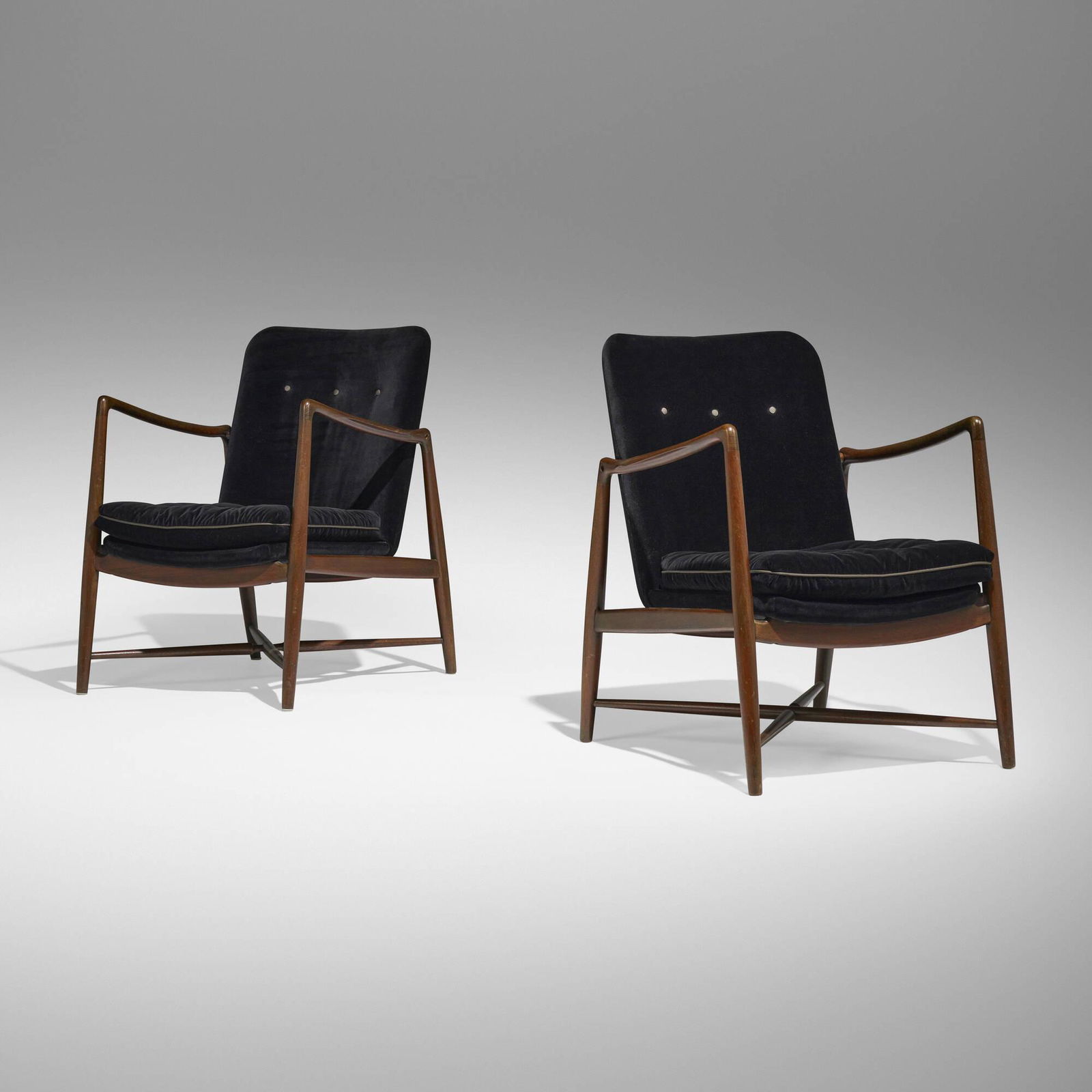 Finn Juhl, Lounge Chairs Auction