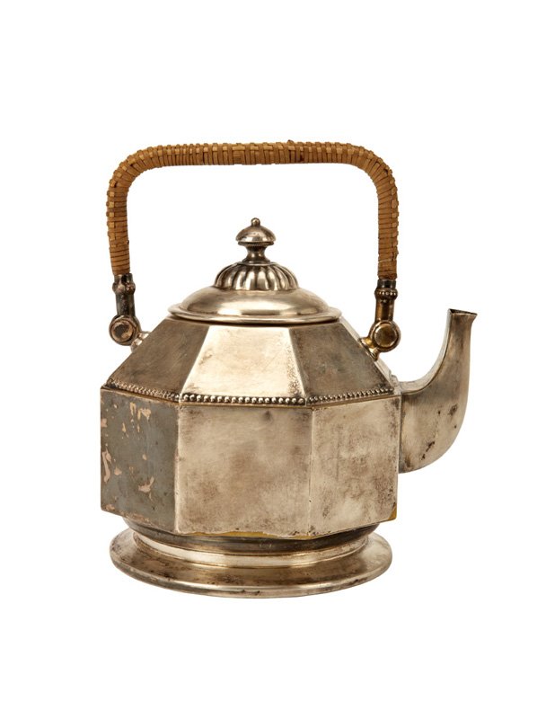 Peter Behrens, Pre-production tea kettle