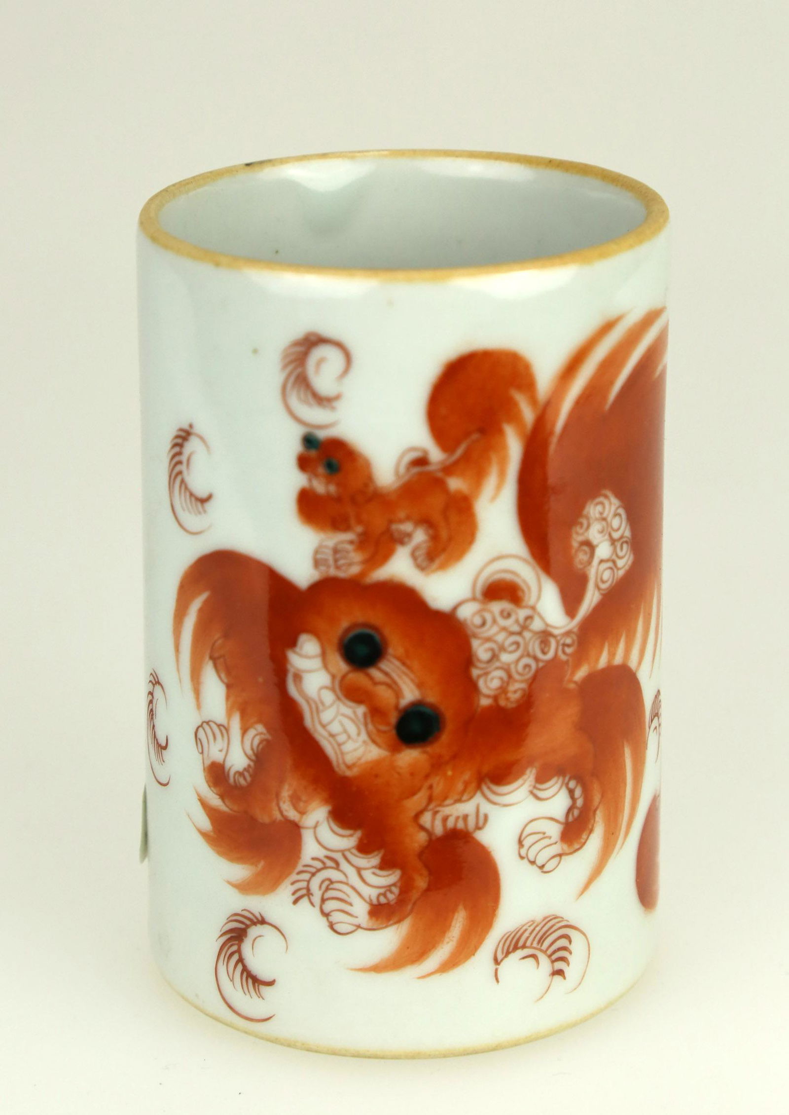 A IRON RED GLAZED PROCELAIN CYLINDRICAL BRUSH POT.C154. (#5623) on Dec ...