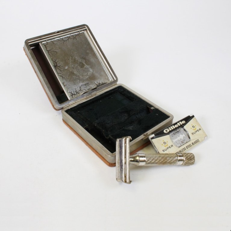 Vintage Gillette Executive Razor Case