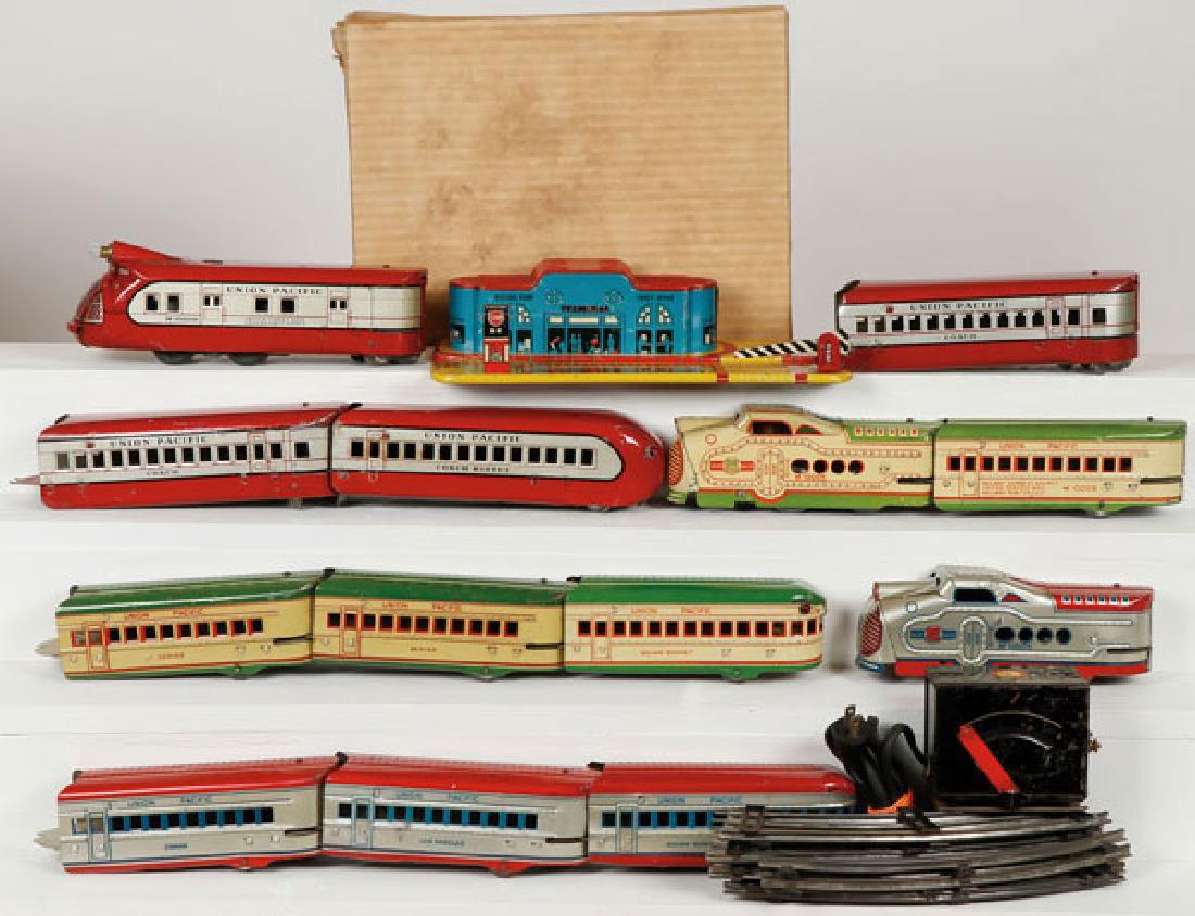 A GROUP OF THREE MARX STREAMLINE TRAIN SETS