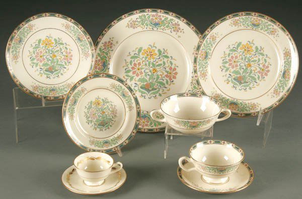 1536: 96 PC LENOX 'MYSTIC' PATTERN DINNERWARE mid 20th
