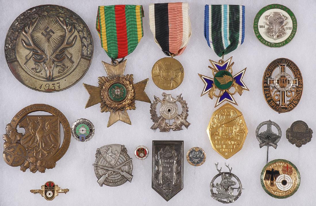 GERMAN WWII HUNTING & SHOOTING INSIGNIA - Mar 27, 2019 | Jackson's ...
