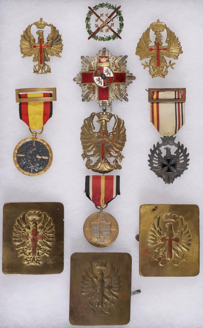 WWII & FRANCO SPANISH CIVIL WAR INSIGNIA