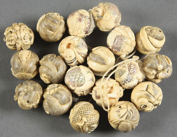 193: 2 SETS OF JAPANESE CARVED IVORY OJIME BEADS