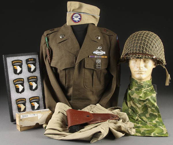 Us Wwii Airborne Reenactor's Grouping