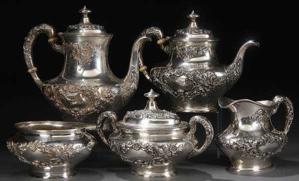 611: A FIVE PIECE GORHAM "BUTTERCUP" STERLING TEA SET
