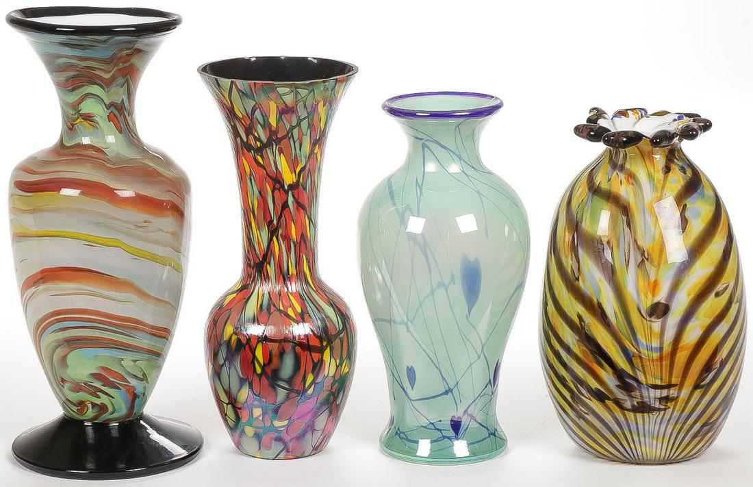 Four Good Dave 'fetty' Fenton Art Glass Vases