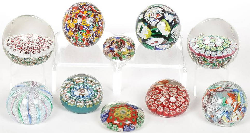 10 Good Vintage Art Glass Paperweights
