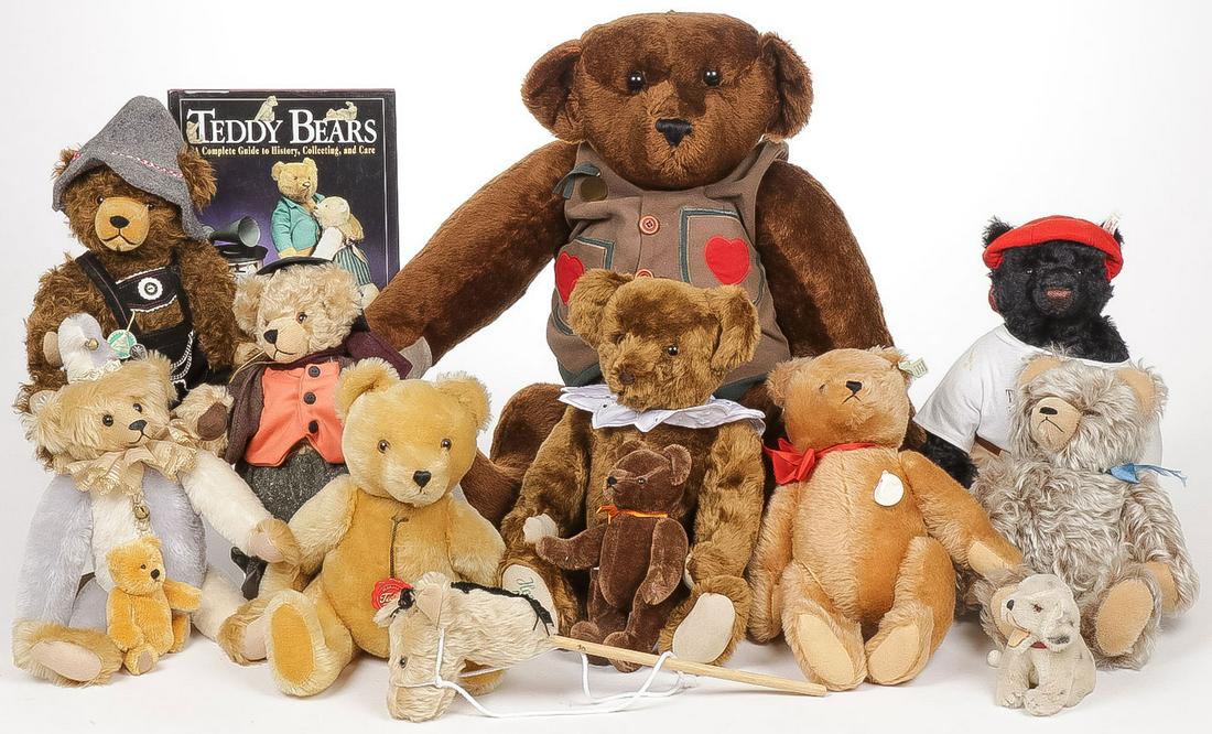 Good Modern Teddy Bear Group Auction
