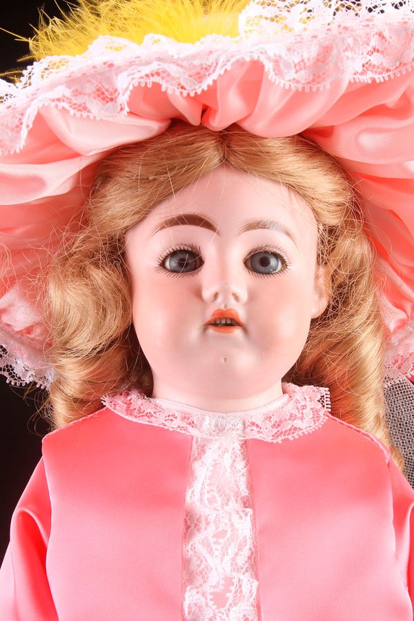 HEINRICH HANDWERK BISQUE DOLL, EARLY 20TH CENTURY