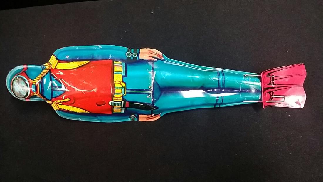 1950s Chein Tin Wind Up Scuba Diver Toy