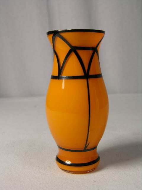 5: ART DECO MINIATURE GLASS VASE SIGNED "KOLEK" CIRCA 1