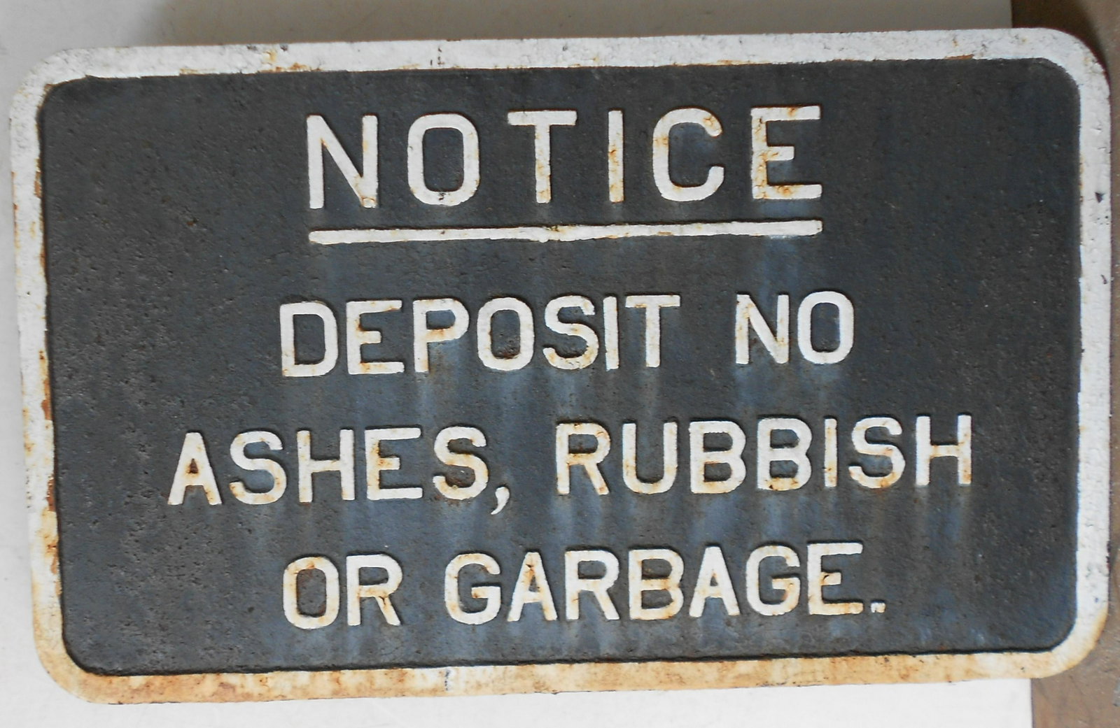 For Auction: * Cast Iron Sign - Dumping Trash (#193) on Oct 05, 2019 ...