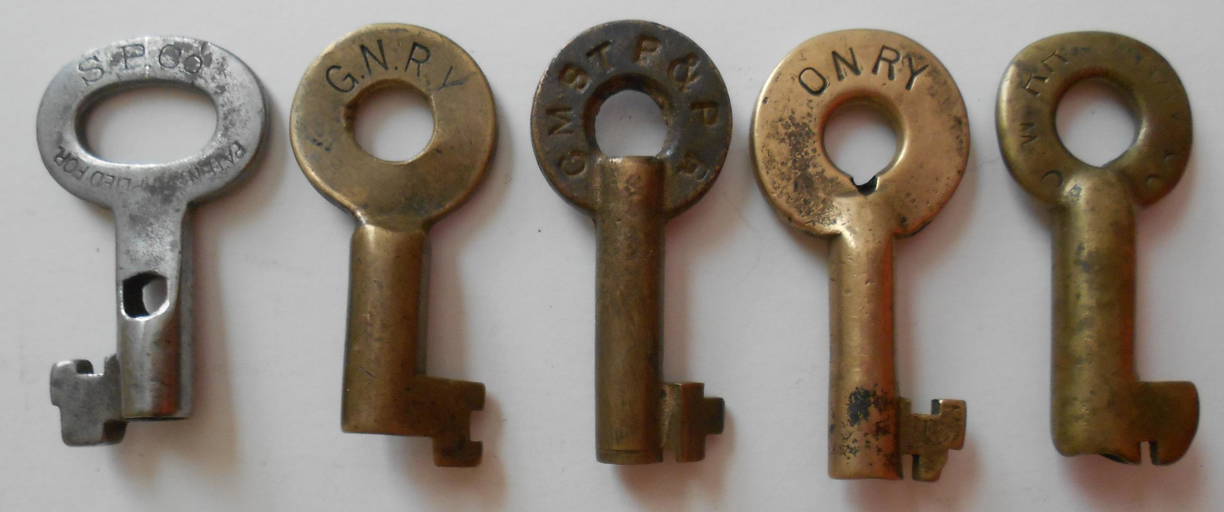 5 Railway Keys Canada & Western