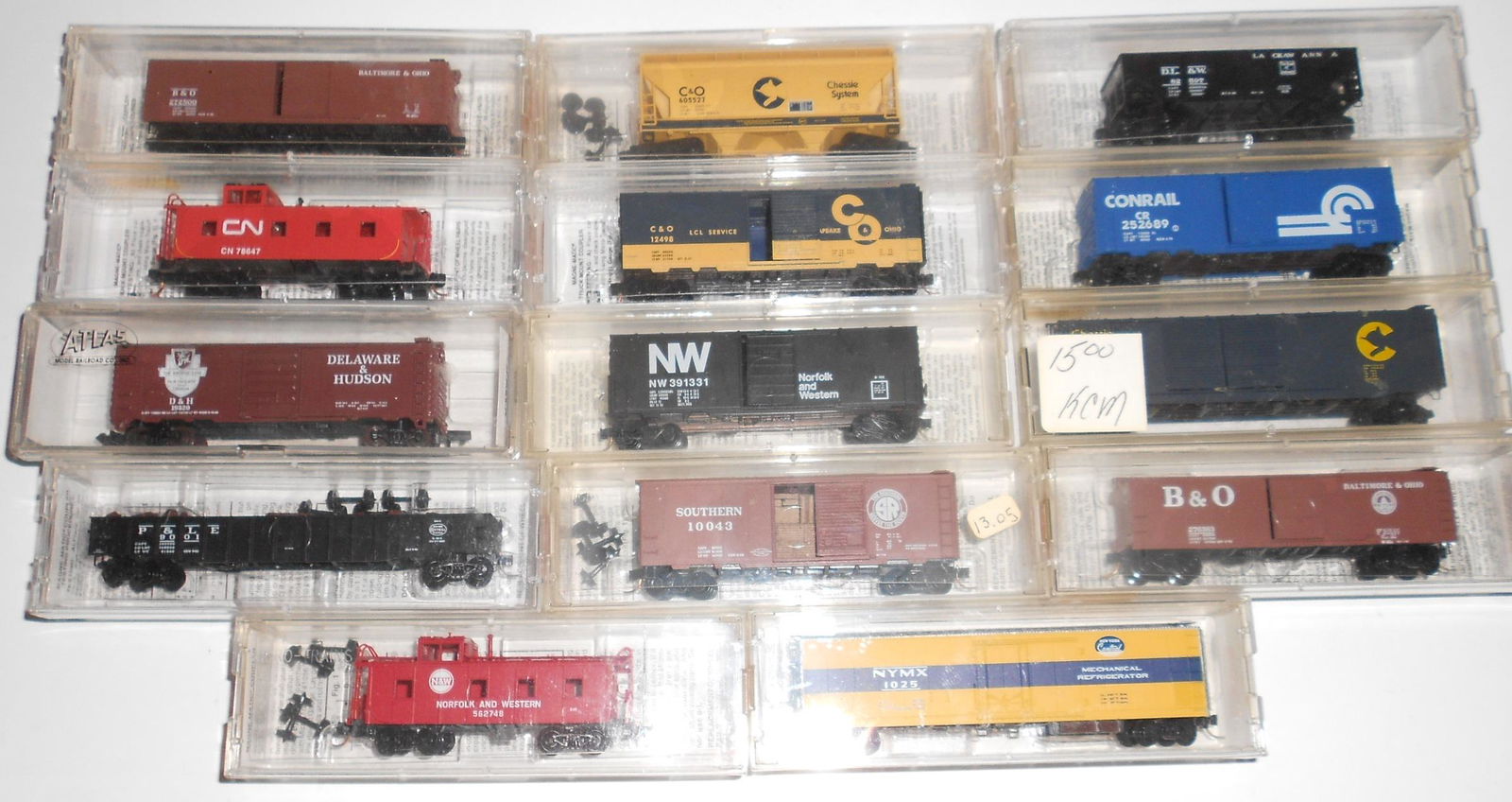 N Scale 14 Micro Trains Eastern Freight Cars