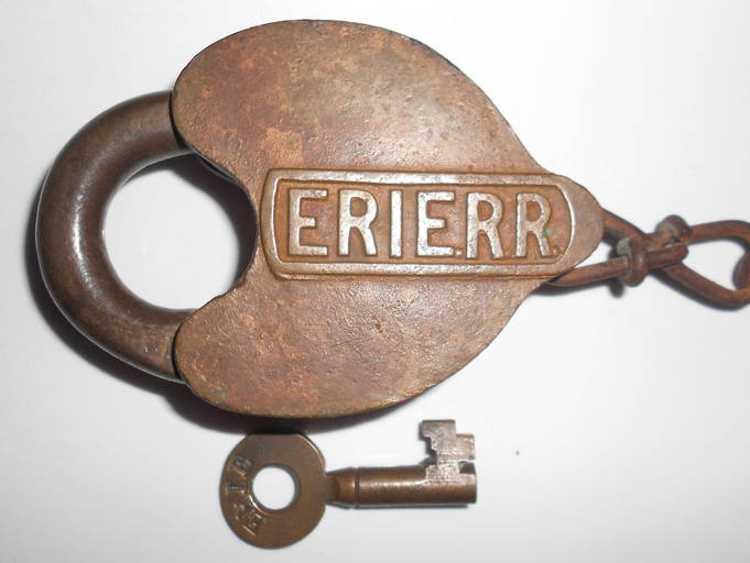Erie Railroad - Fraim Cast Panel Lock & Key (#0069) on Oct 15, 2022 ...