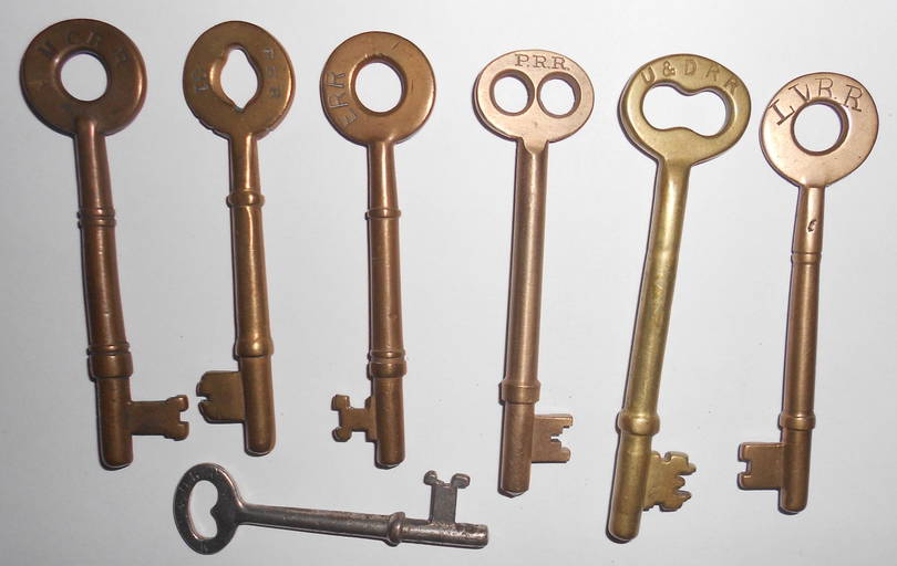 7 Caboose & Coach Keys: Mc, Prr, Err, U&d, Etc.