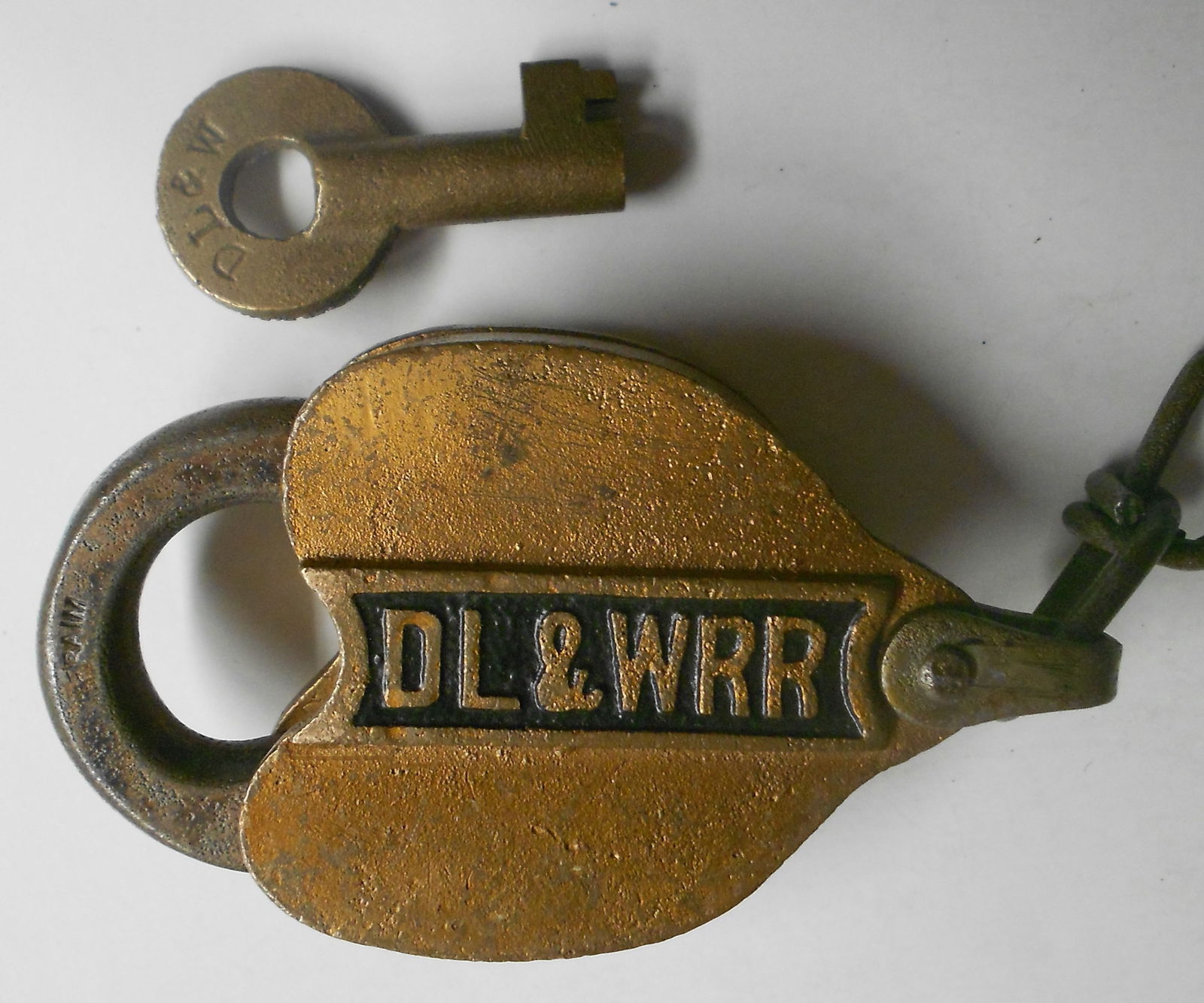 Fraim Cast Panel Lock Dl&w Rr - Brass Key Included Auction