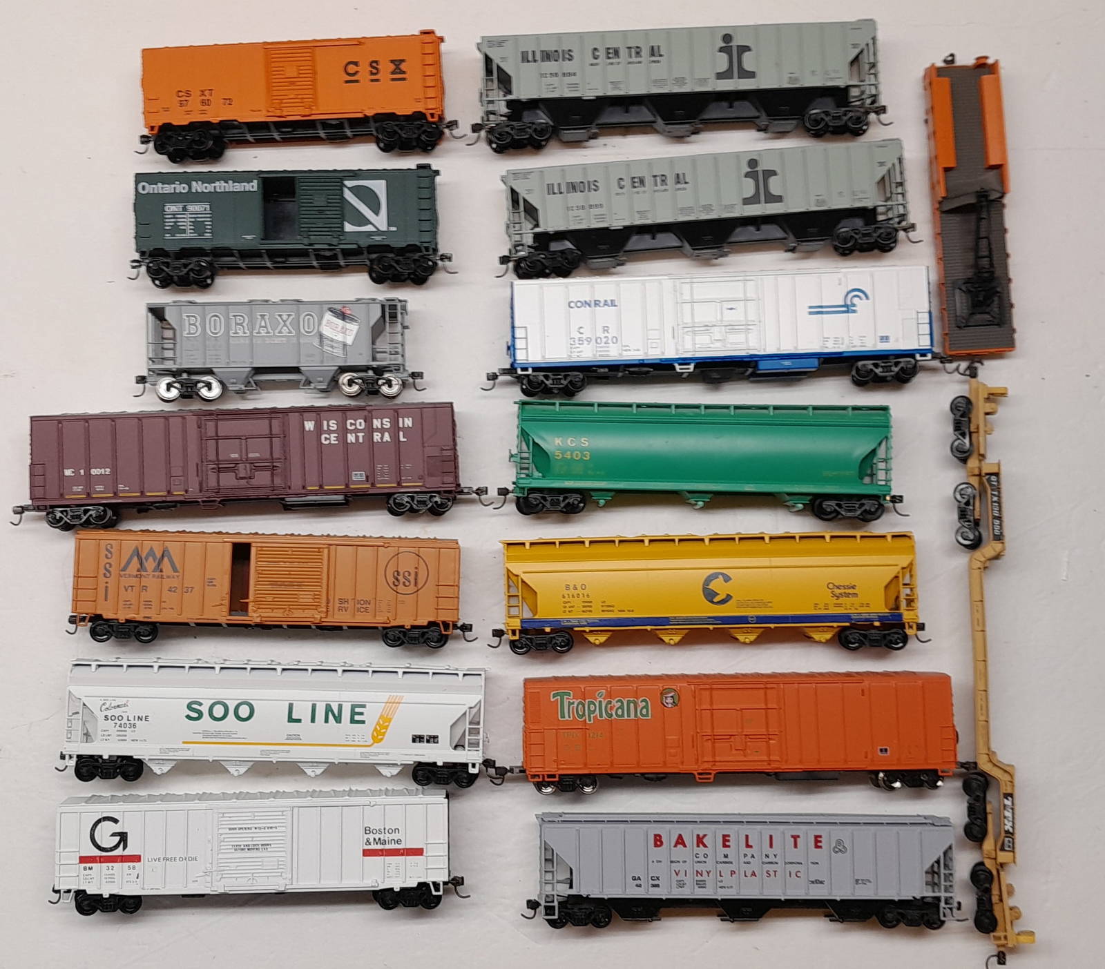 Ho Scale Loose Modern Era Freight And Mow Cars (16) Auction