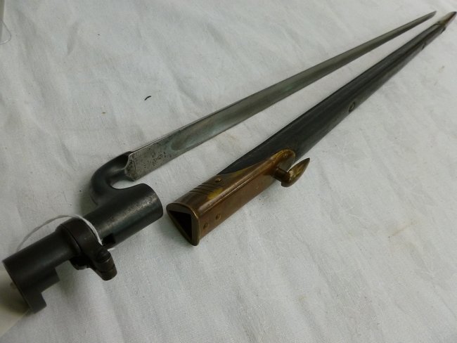 A pattern 1895 Martini-Enfield tri-form socket bayonet