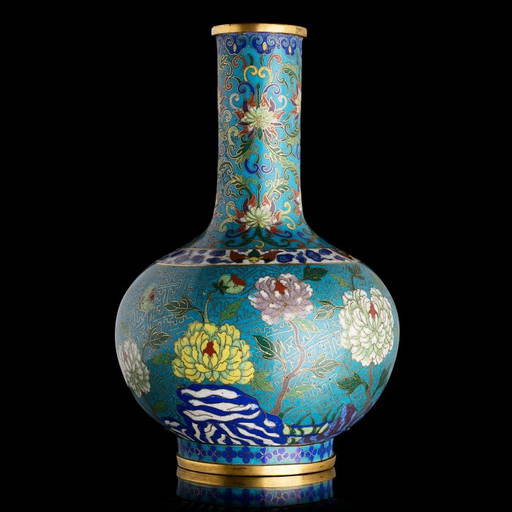 Chinese Vase With 'flowers' In Cloisonne Metal, Minguo