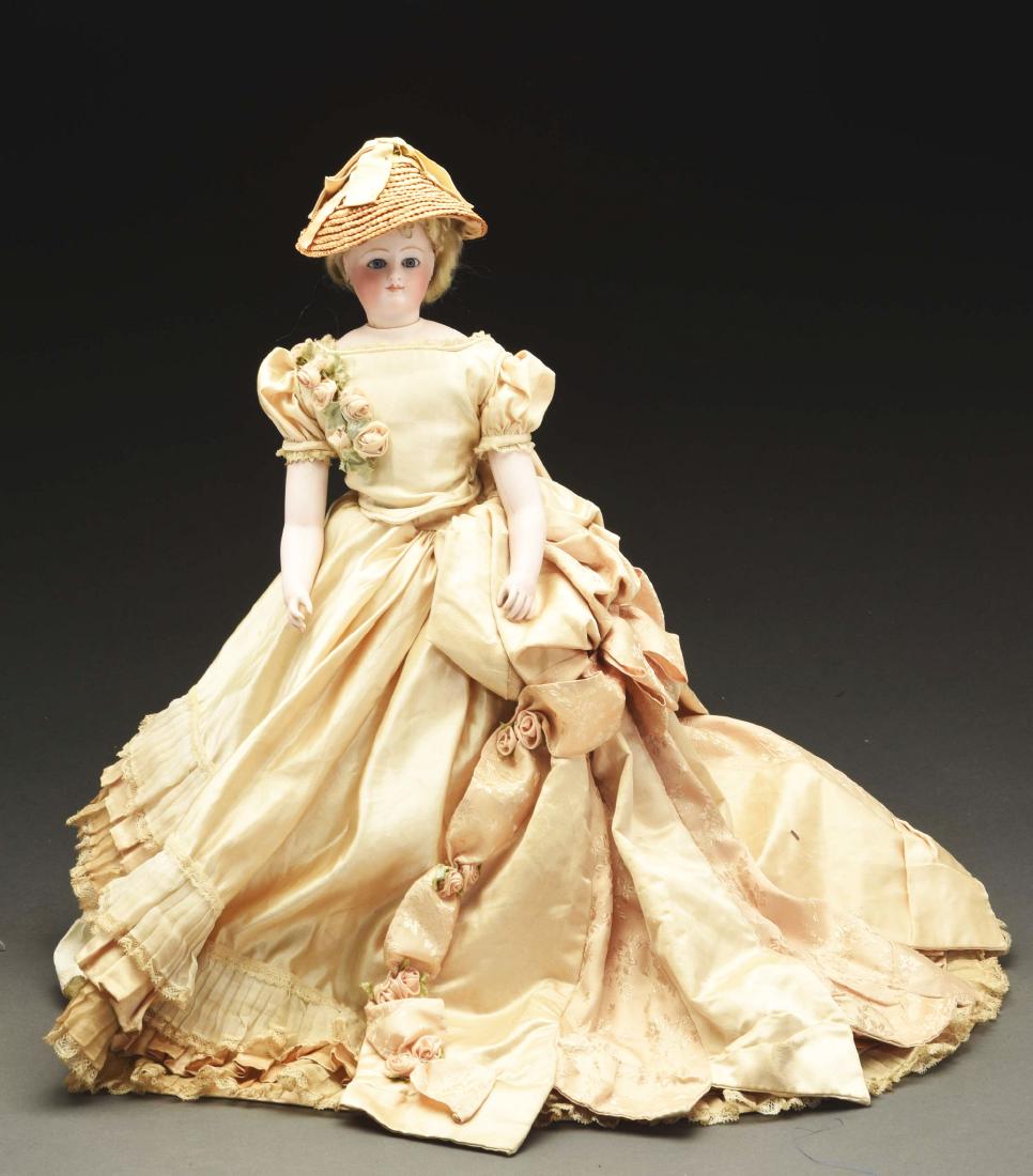 Impressive French Fashion Doll.