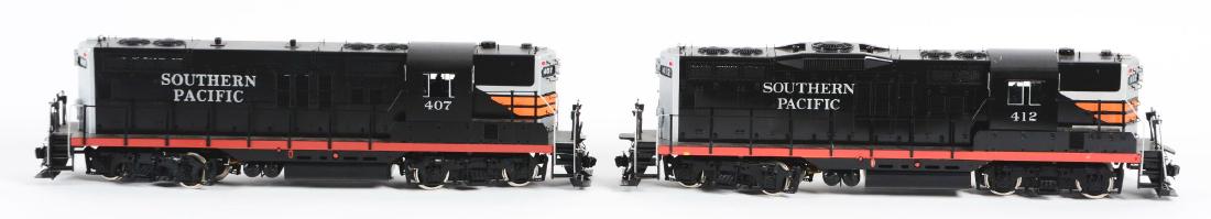 Southern Pacific GP7 & GP9.