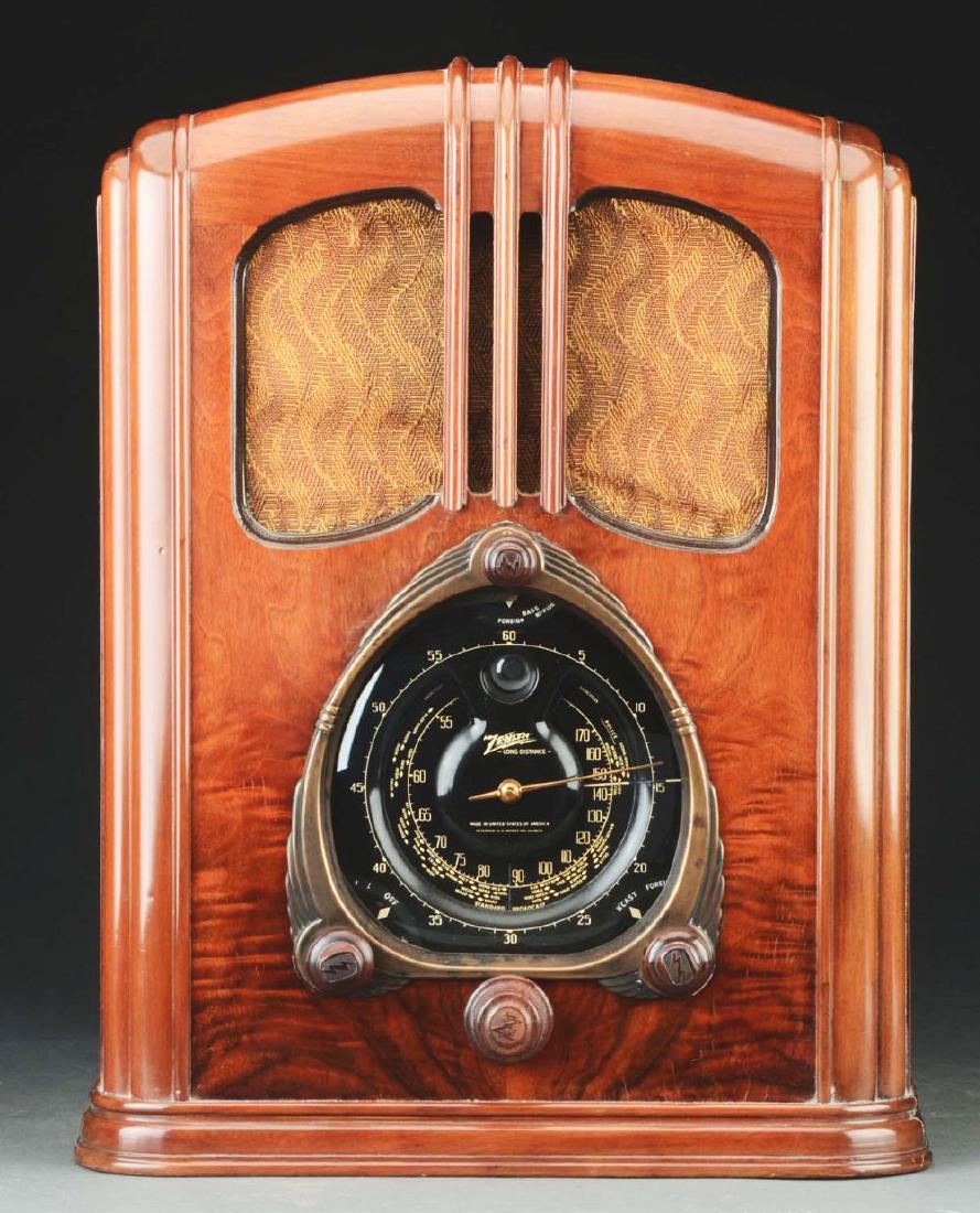 Zenith Model 7S-232 Known as The Walton Radio Receiver.