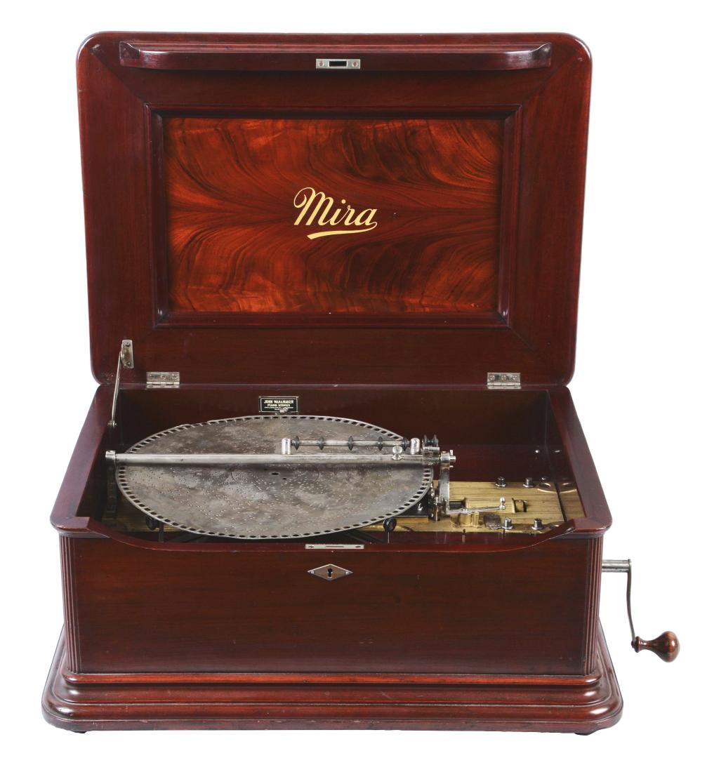 Mira 15 1/2" Disc Music Box.