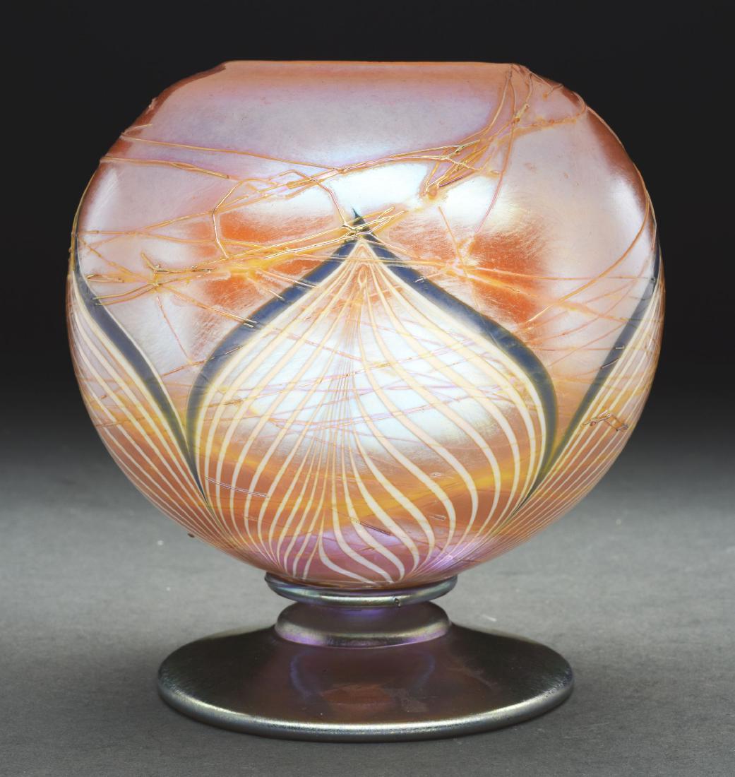 Durand Threaded Vase.