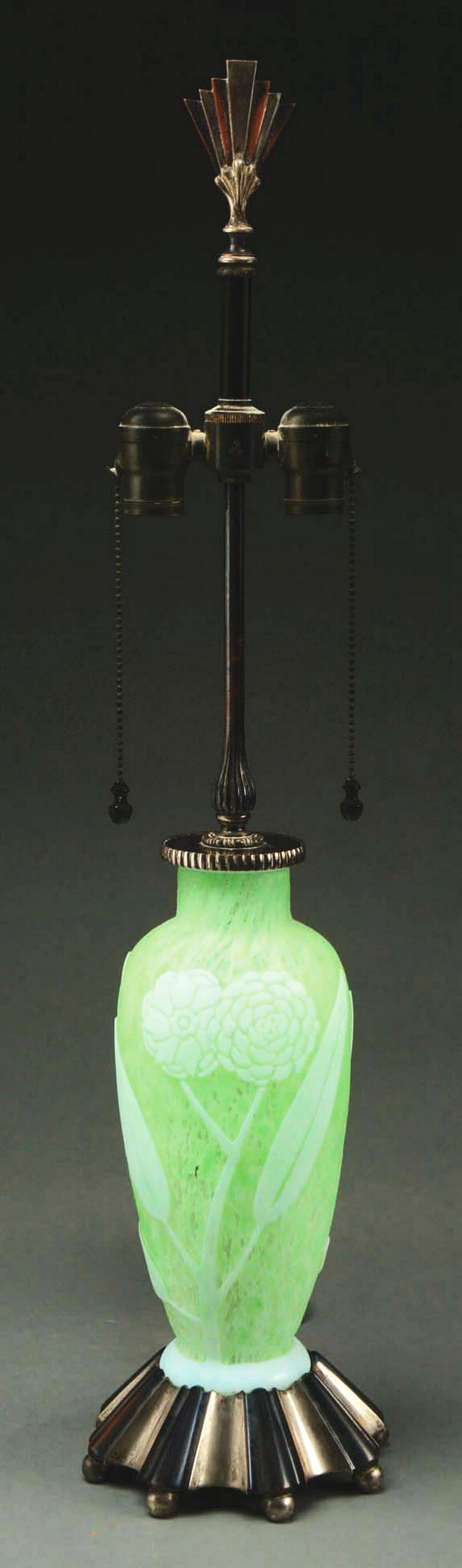 STEUBEN ACID CUT BACK LAMP BASE. - Dec 12, 2019 | Dan Morphy Auctions in PA