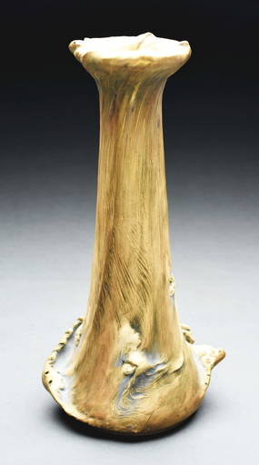 Amphora Monumental Fates Vase.