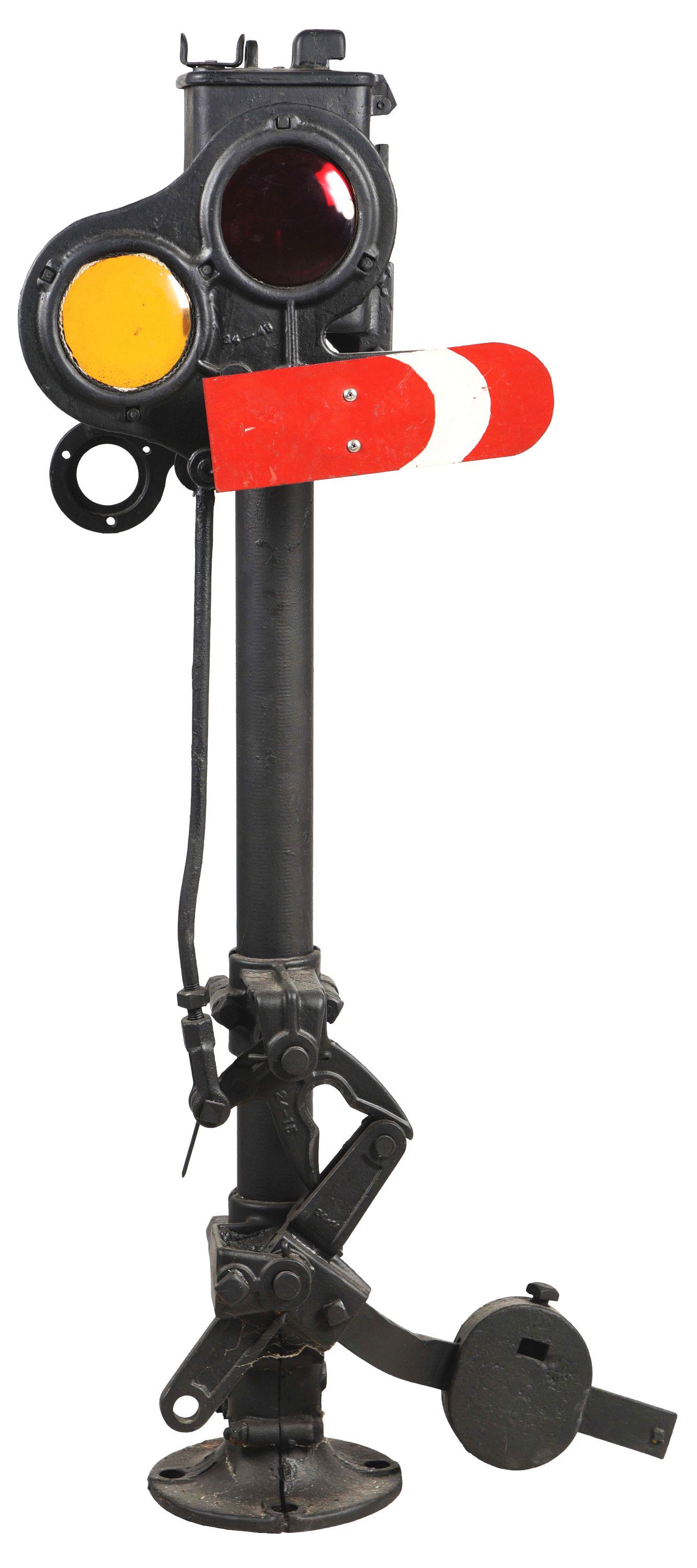 Pole Mounted Dwarf Semaphore Signal.