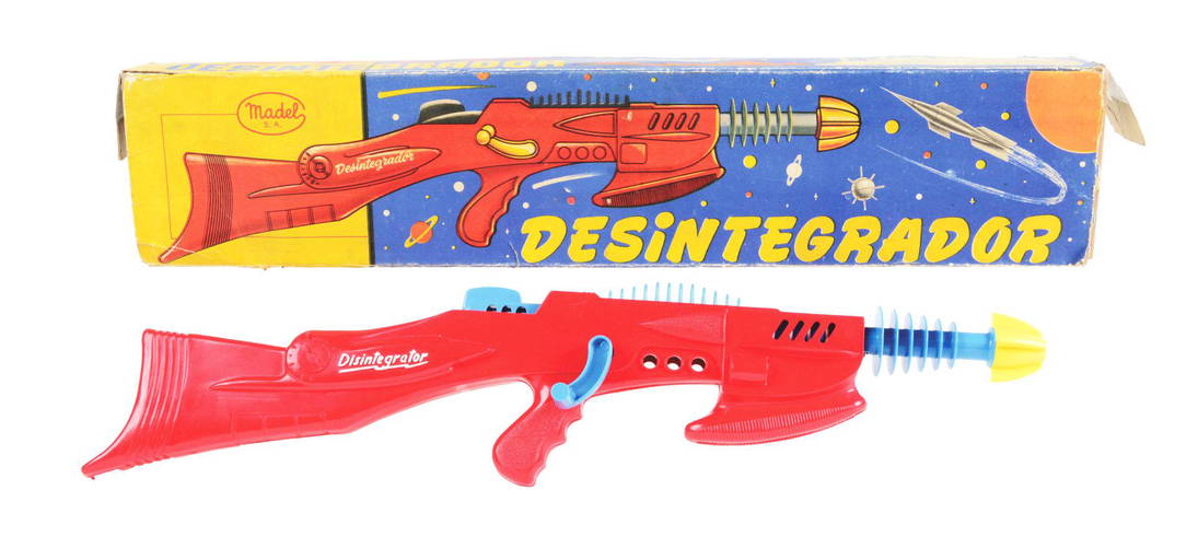 PLASTIC MADEL CRANK STYLE DISINTEGRATOR RIFLE. - Aug 10, 2022 | Dan ...