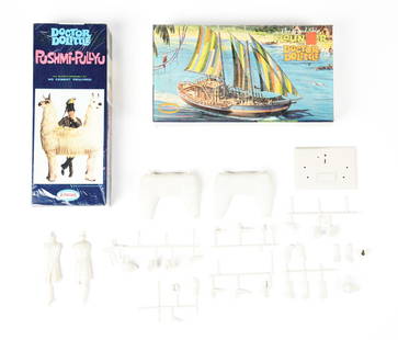 Extremely Rare Aurora The Vampire Model Kit.