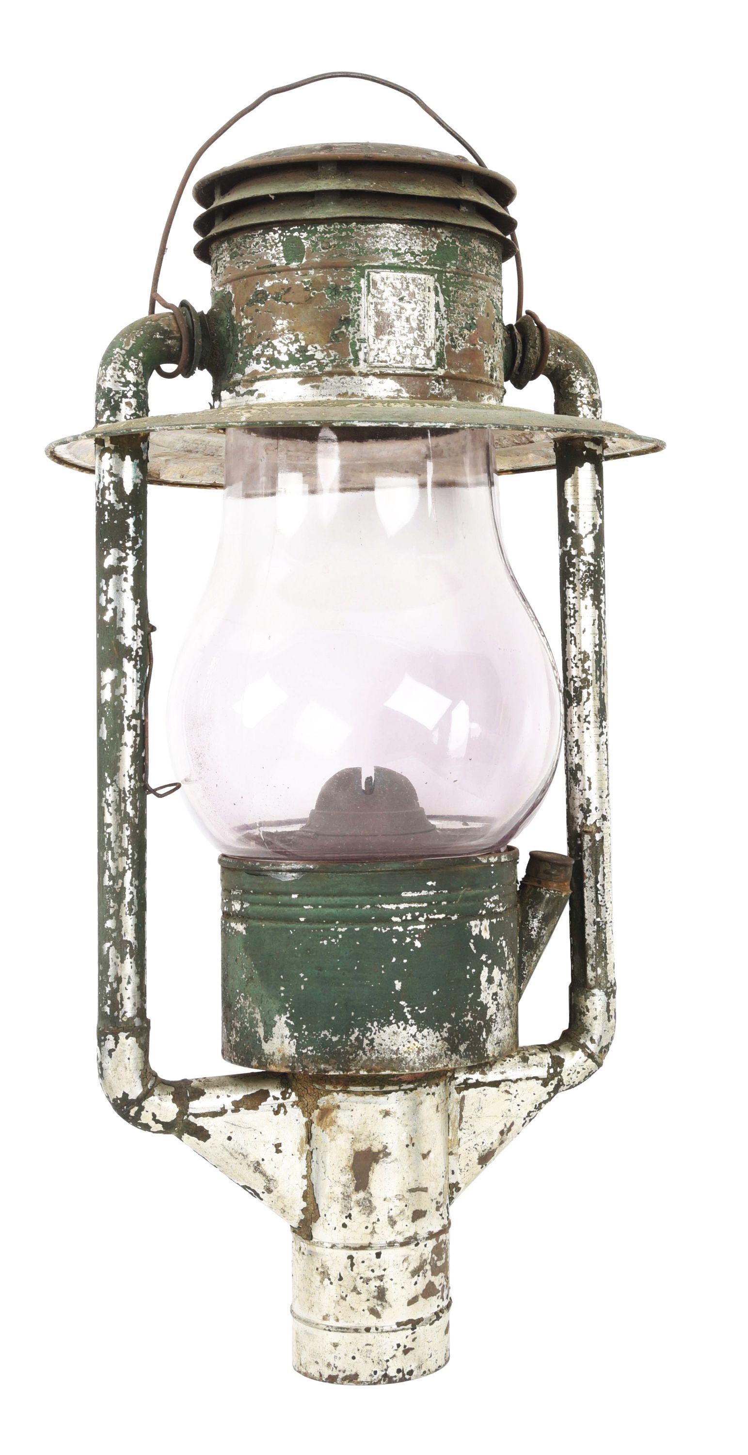 RAILROAD STATION PLATFORM LAMP. - Oct 03, 2022 | Dan Morphy Auctions in PA