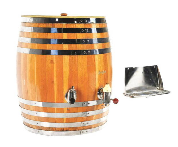Wooden Root Beer Barrel Fountain Dispenser.
