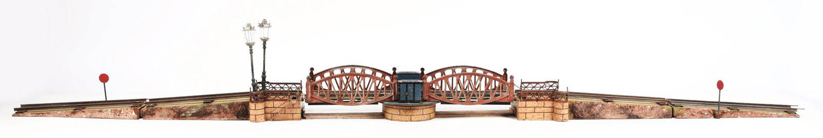 Rare Hand Painted Marklin 1 Gauge Clockwork Swing Bridge.