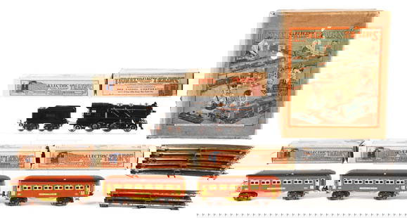 Group Of 4 Pre-war Lionel Train Box Cars Auction